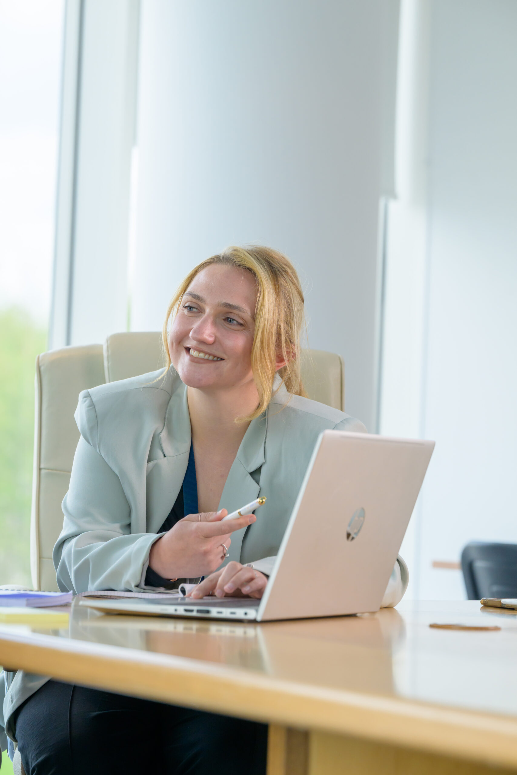 Contact Pipeline & Reminders - Tracker Pro