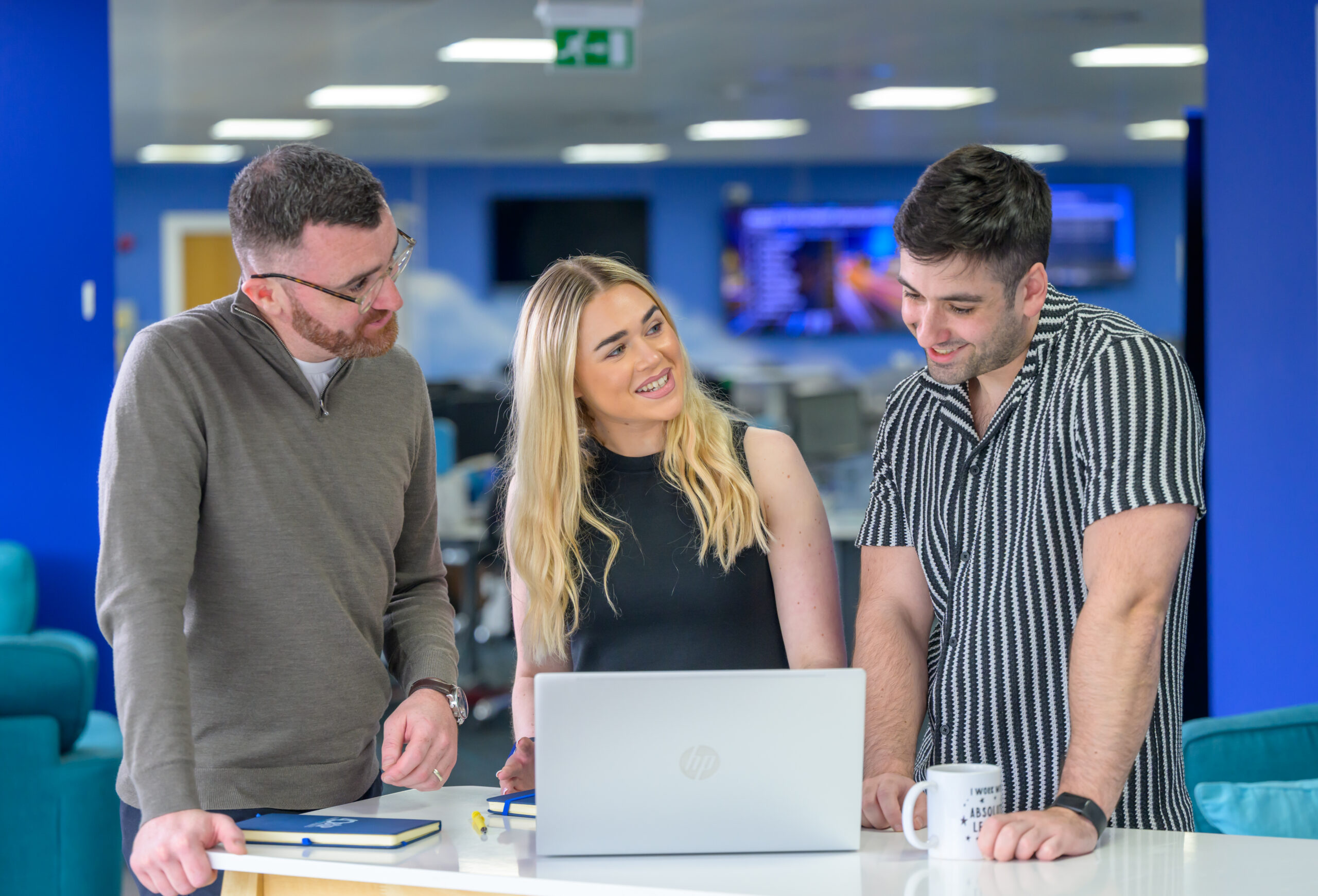 Contact Decision Makers - Tracker Pro